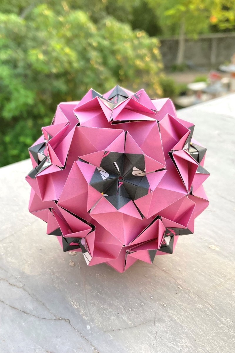 Lilith – PrwOrigami