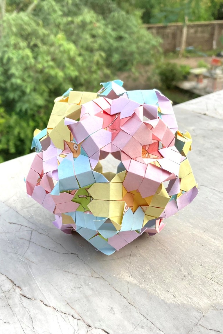 Hug Unit – PrwOrigami